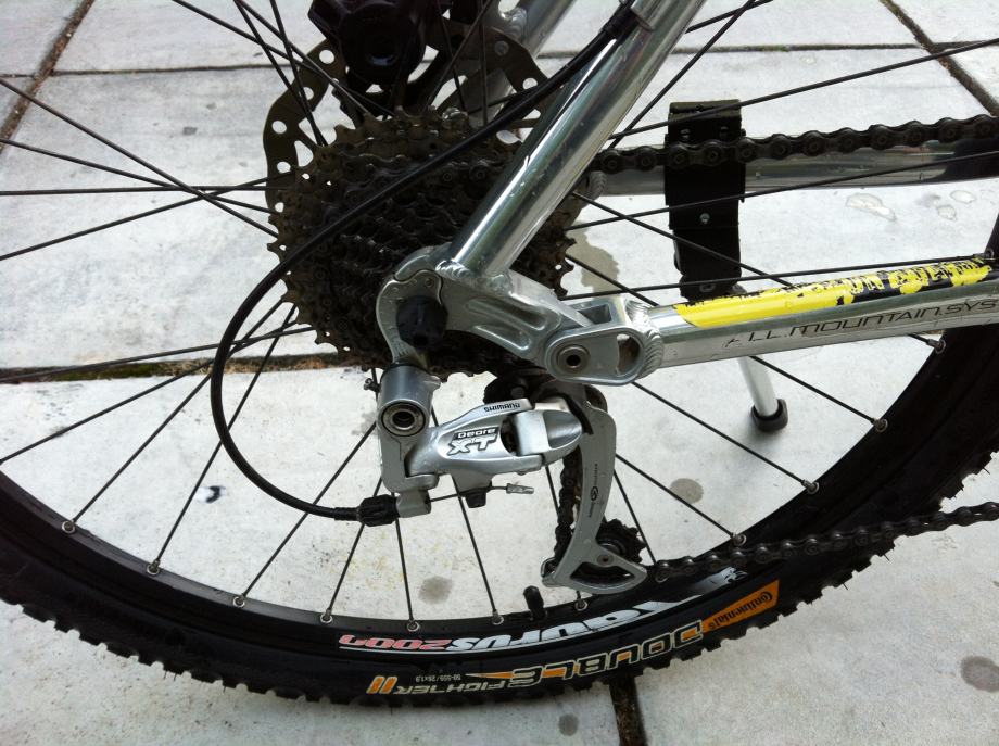 CUBE XMS 100 **FULL suspension MTB**