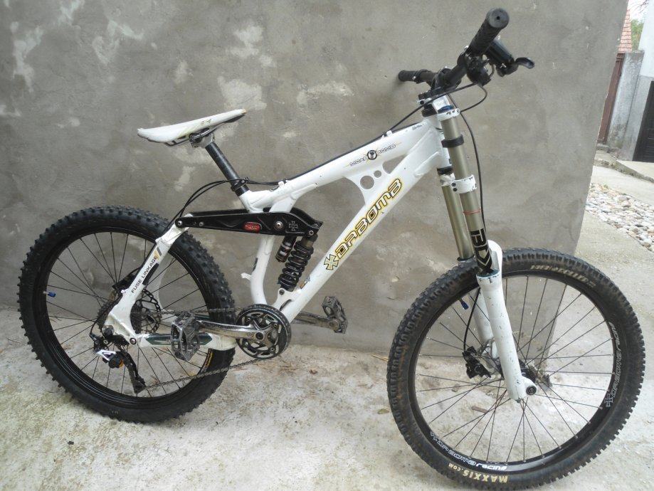Da Bomb Moab Bomb downhill bike