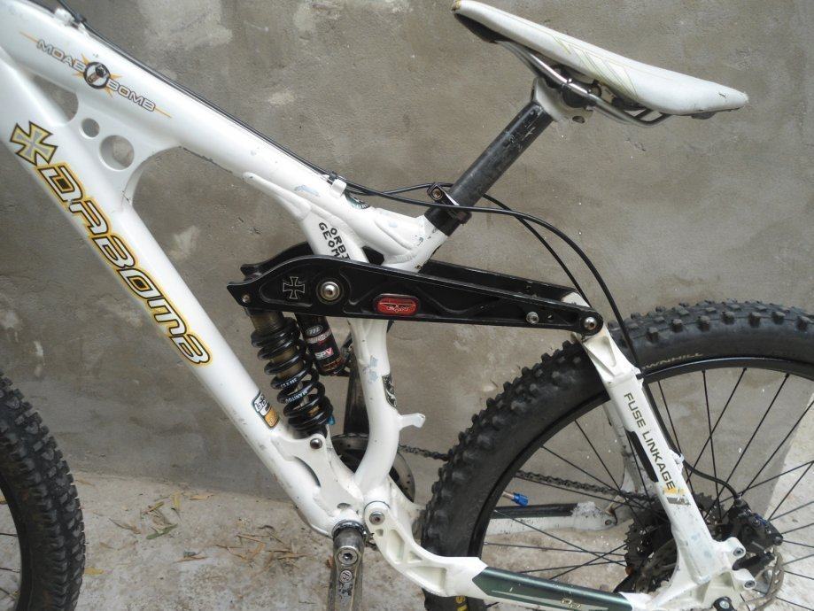 Da Bomb Moab Bomb downhill bike