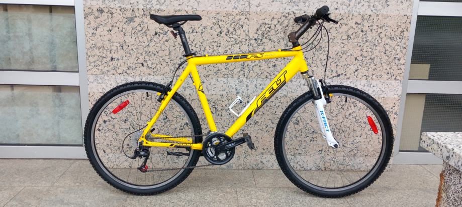 FELT FS400 POVOLJNO!!!!!