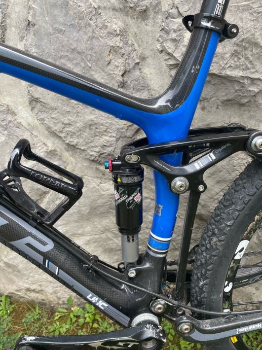 Felt Virtue Team Carbon