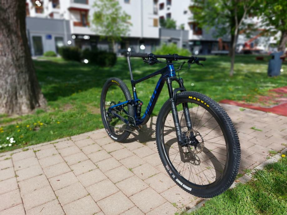 Giant Anthem Advanced Pro 1