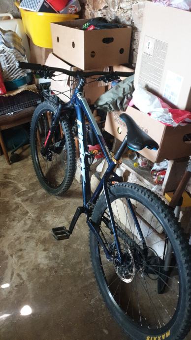 Giant Talon 5 2022 Navy Blue Custom