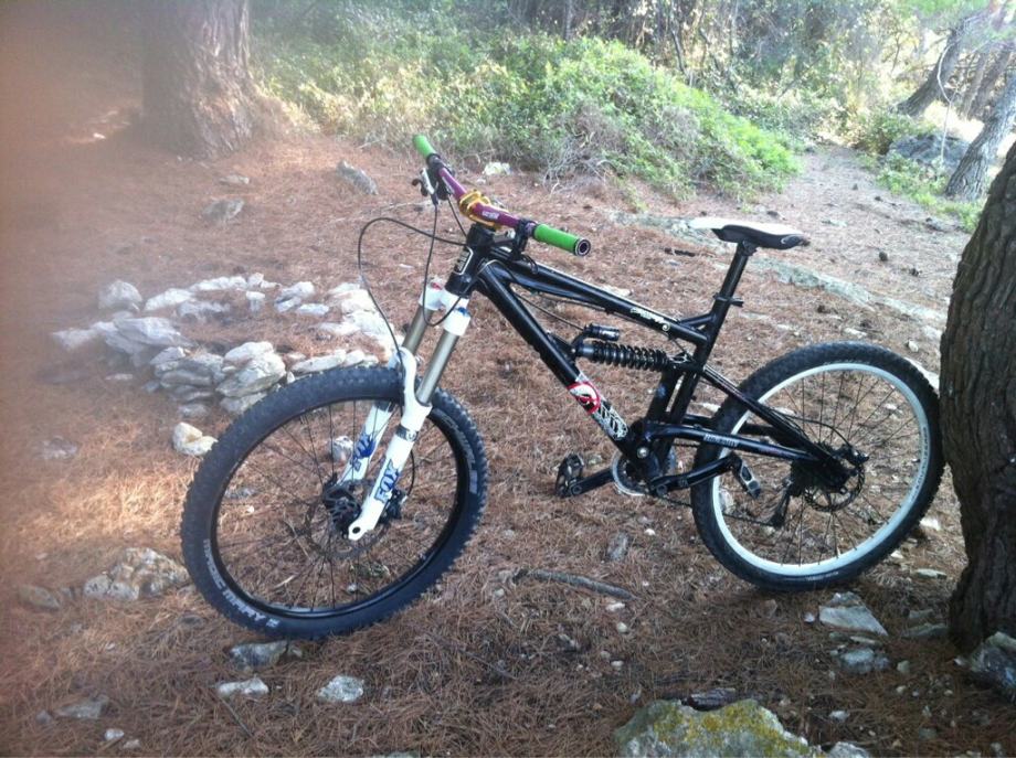 Haro x7 custom. Povoljno