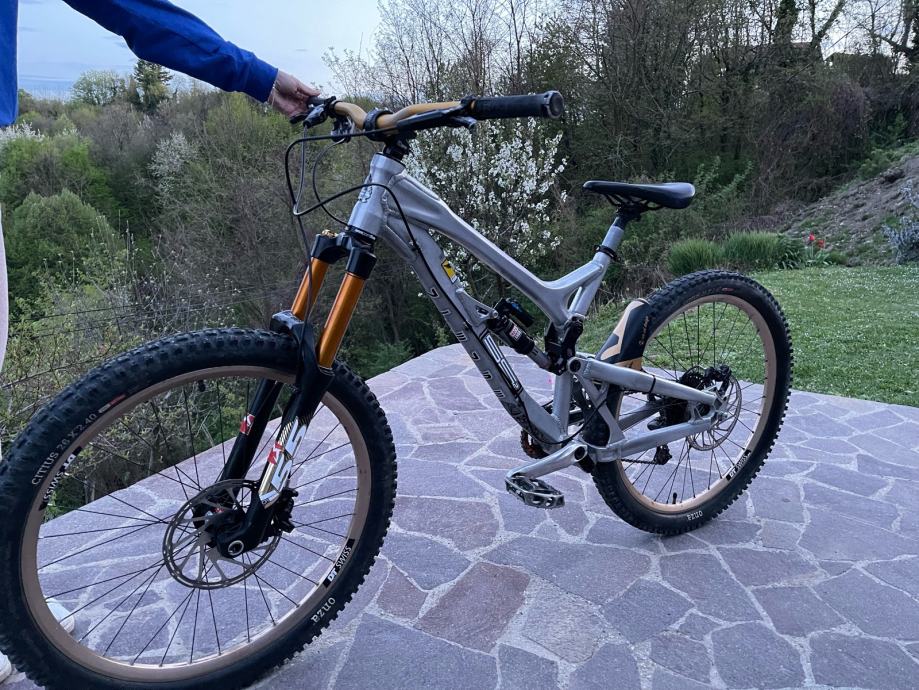 Intense SS2 Downhill/freeride