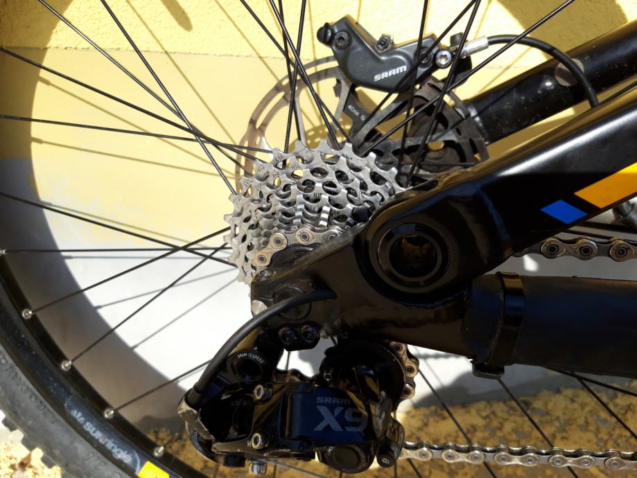 Kona Operator carbon 2016 L !!!!!!! Downhill MTB Bicikli