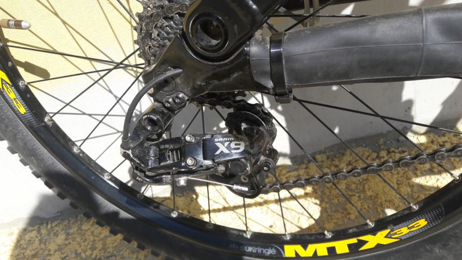 Kona Operator carbon 2016 L !!!!!!! Downhill MTB Bicikli