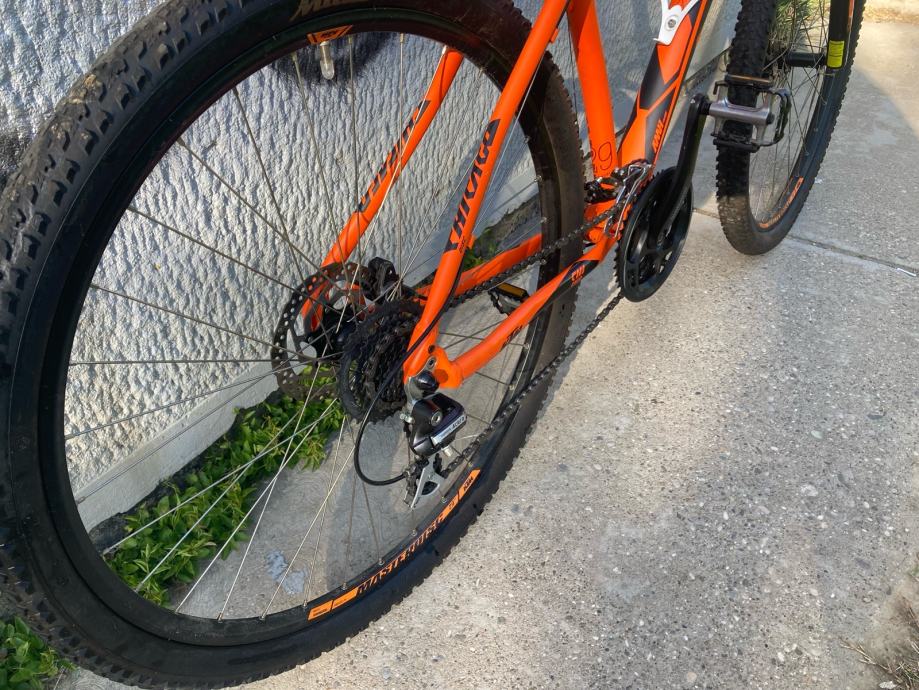 KTM Chicago disc 29, veličina rame 19