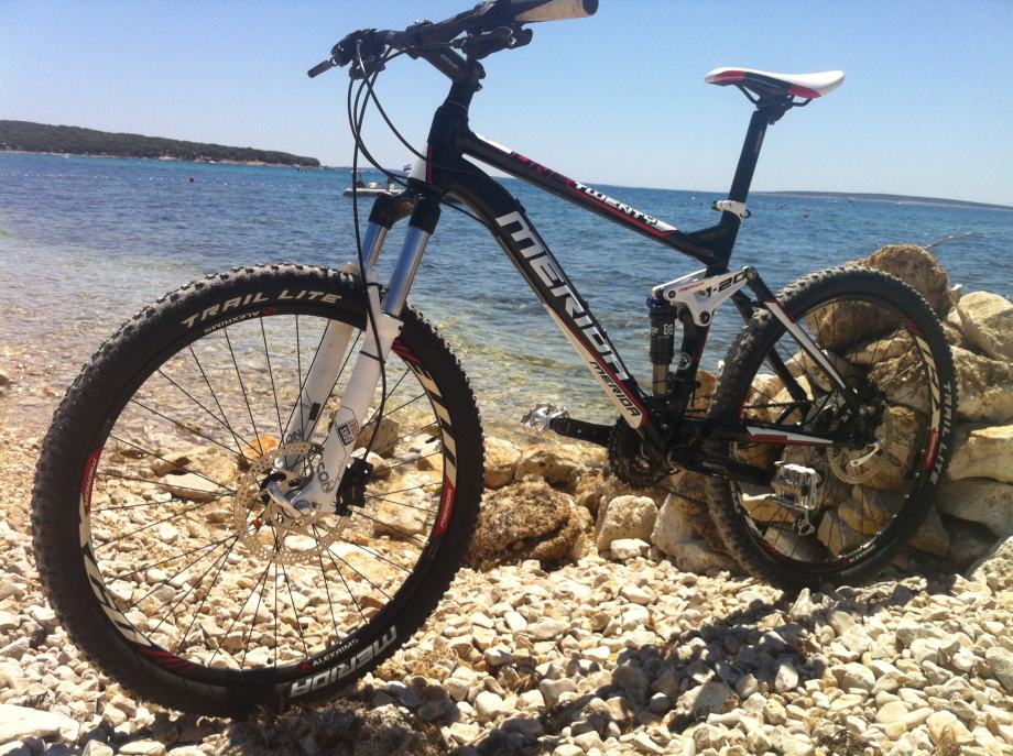 Prodajem ili mjenjam: MERIDA One-Twenty 800 D 18`