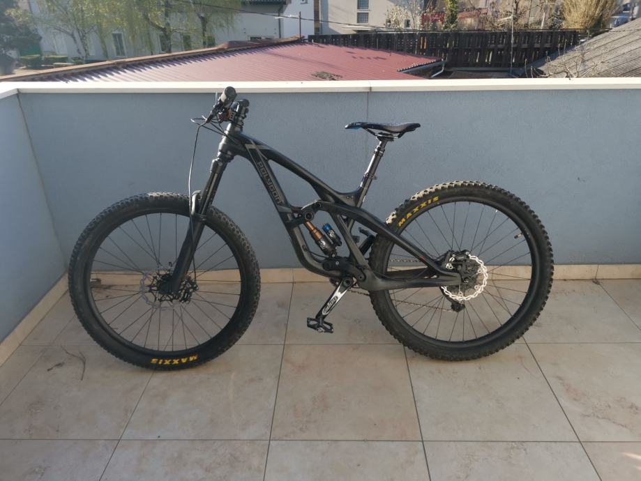 Polygon Colossus N9 XTR, Carbon, veličina S, 650b