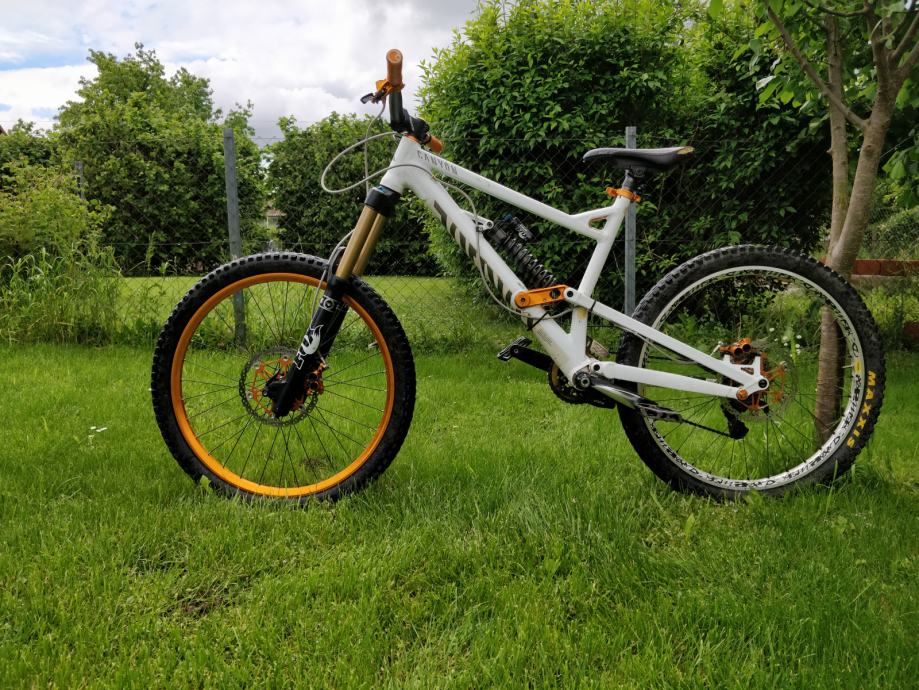 Prodaje se Canyon Torque FRX 7.0 Rockzone 2012