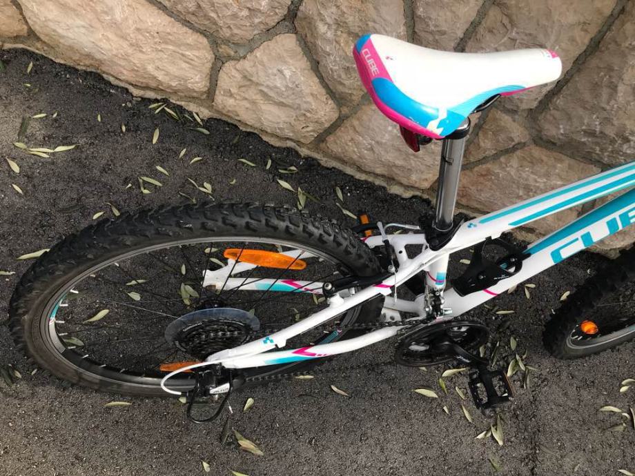 Prodajem CUBE 24 DJEČJI BICIKL