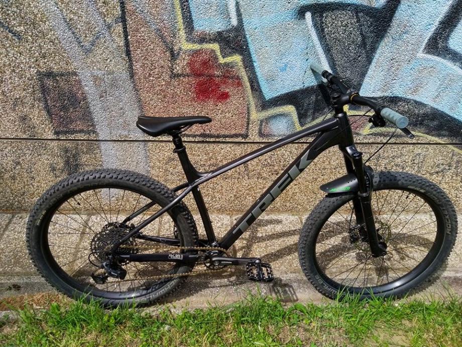 PRODAJEM TREK ROSCOE 7 2020