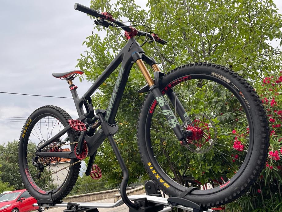 SANTA CRUZ NOMAD CC , L 2019/20 CUSTOM: HOPE, FOX Kashima , Carbon