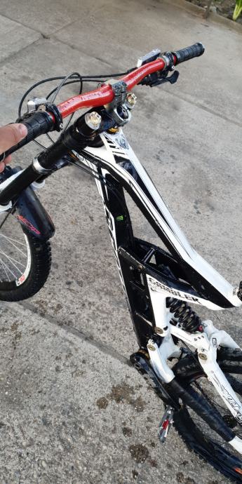 Scott gambler downhill