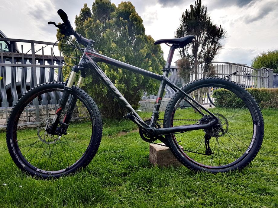 Scott Scale 35 *** Carbon / Sram X9 / Reba *** Vrhunski / Zamjena