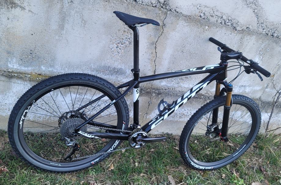 Scott Scale 700 Premium L 27,5,full xtr,fox kashima,pancho carbon