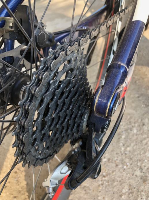 Scott Spark 710, 27.5”::2016 godina::XC::Full suspension::carbon::M