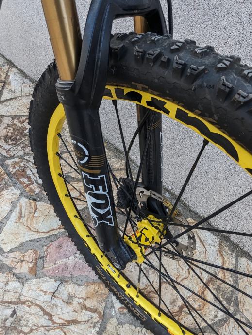 SIMPLON Kibo Carbon L 27.5 - Mavic, Kashima...