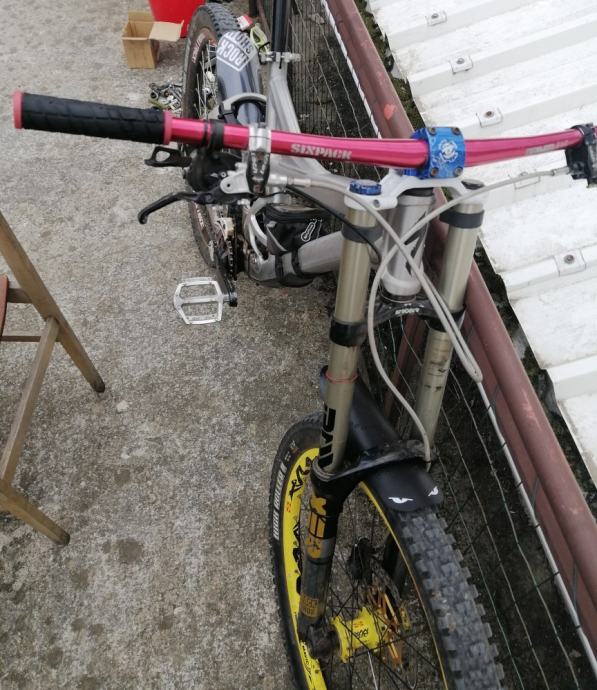 Specialized demo 8 pro