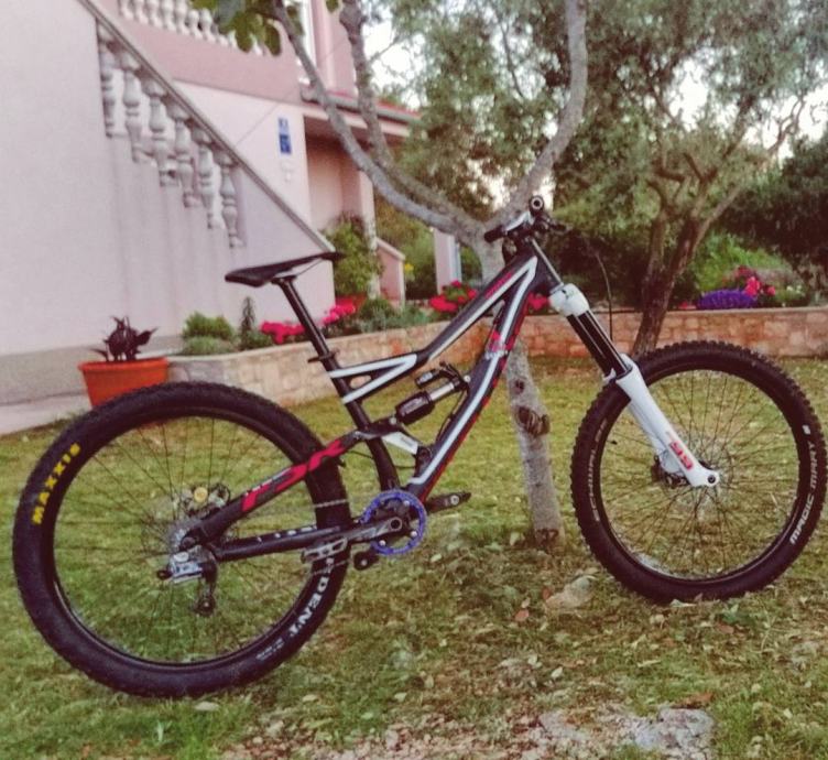 Specialized status frame set