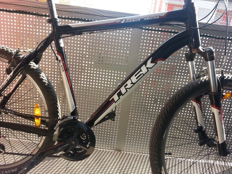 Trek 4300 Alpha black series!