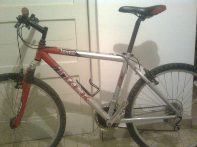 Trek 810