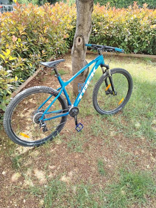 TREK Marlin 6 XL