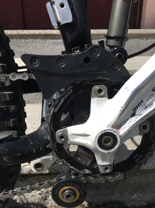 TREK SCRATCH 8 Full suspension downhill bike