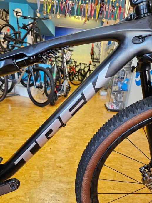 Trek Supercaliber 9.8 2022 Gen 1
