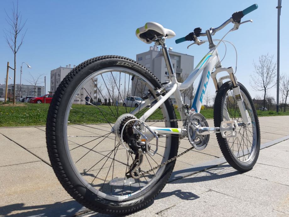 Vrhunski dječji MTB 24, marke FUJI, model Dynamite Comp, gotovo NOV!