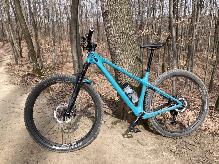 Yeti ARC, Custom build, Carbon, Shimano XT M8100, RockShox Pike