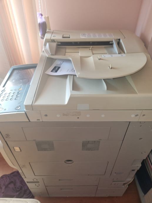 Fotokopirka Canon IRC2380i za dijelove ili popravak
