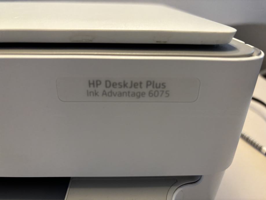 HP DeskJet Plus Ink Advantage 6075