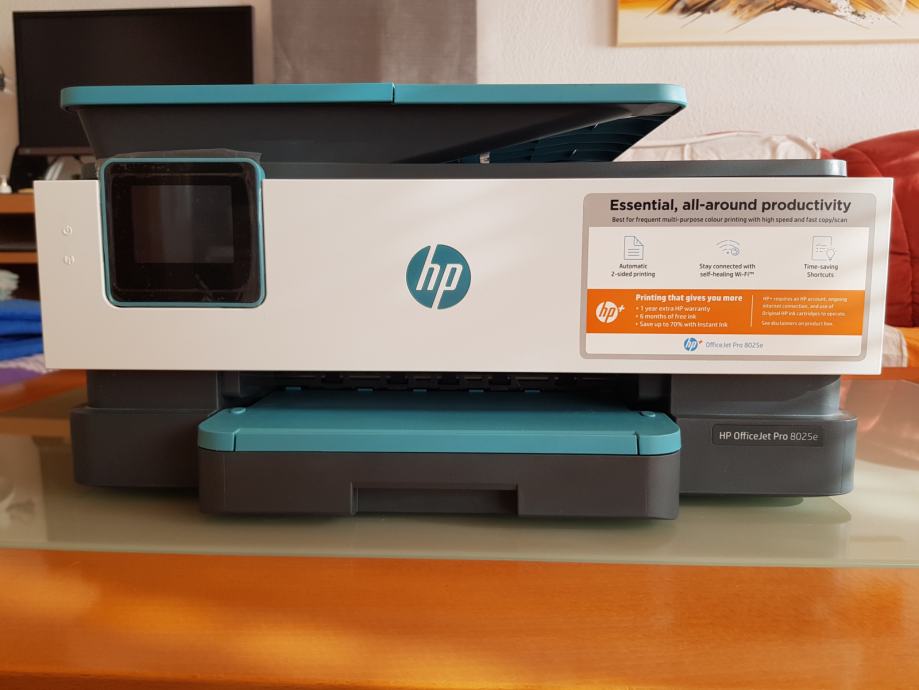Multifunkcijski color printer HP OfficeJet Pro 8025e + HP set boja
