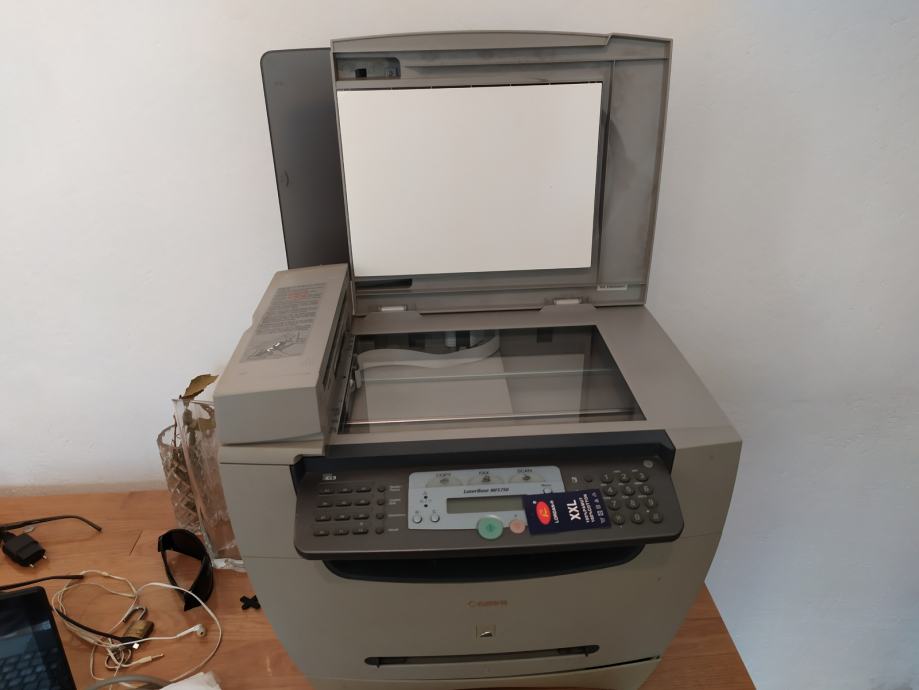 Multifunkcionalni Canon laserbase mf5750