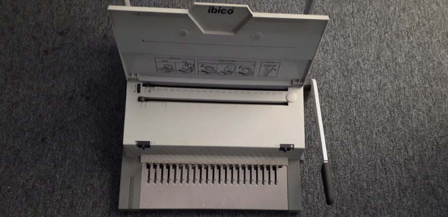 Stroj za spiralni uvez IBICO IBI Master 300