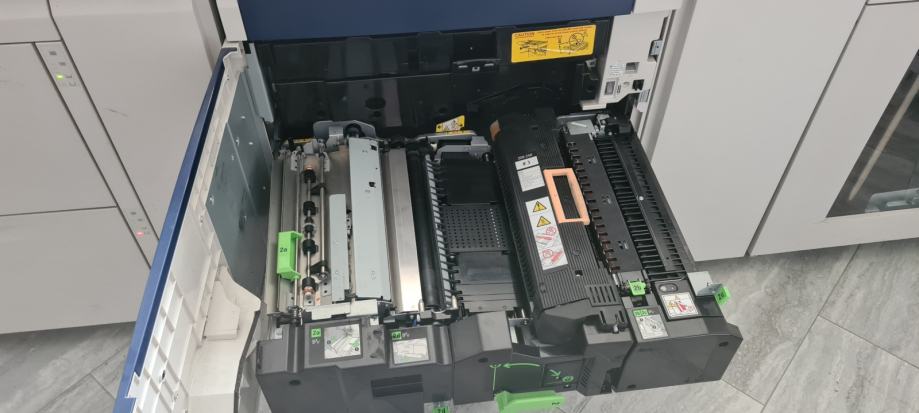 Xerox PRESS J75 + Fiery EX J75 + DUPLA SRA3 LADICA + STACKER FINISHER