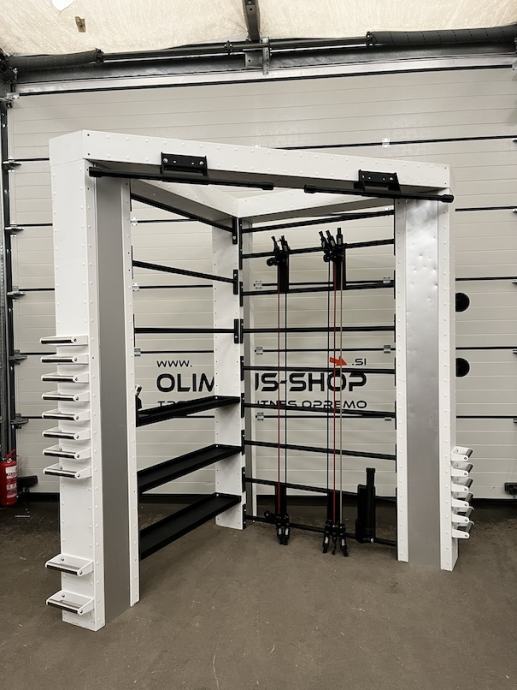 Precor Queenax Corner multifunkcionalna sprava