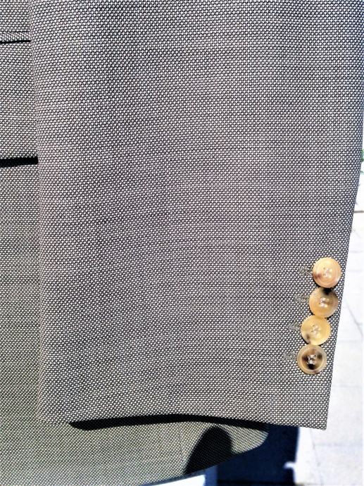 HUGO BOSS odijela (ostalo je samo jedno neprodano, idealno za svadbu)