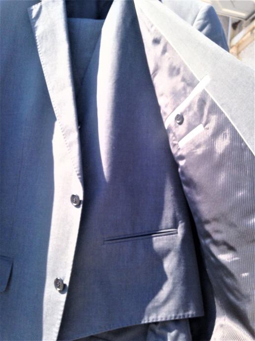 HUGO BOSS odijela (ostalo je samo jedno neprodano, idealno za svadbu)