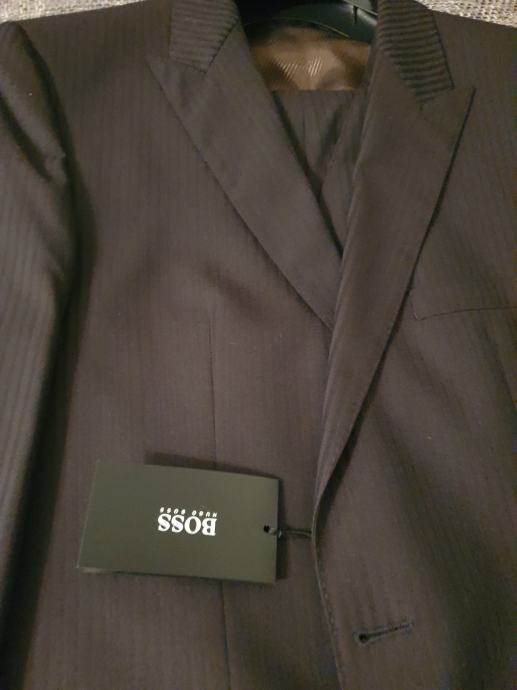 Hugo Boss odijelo