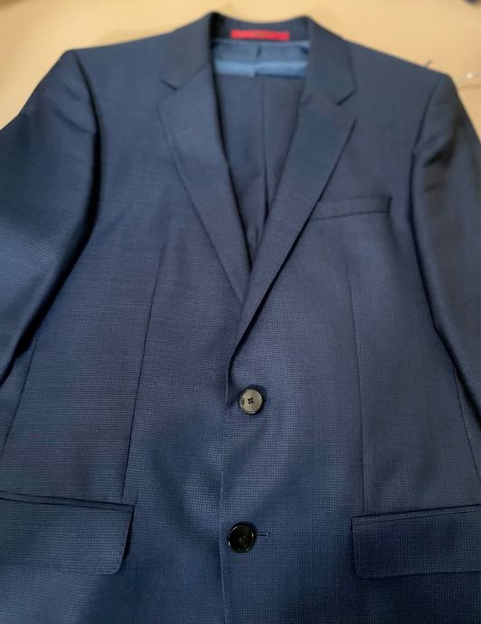 Hugo Boss odijelo novo