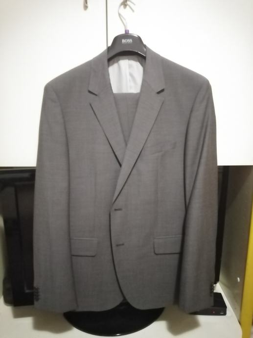 Hugo Boss odijelo