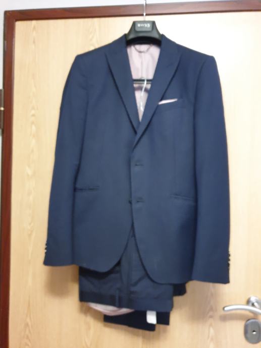 MUSKO ODIJELO ZARA MEN BR. 42/48