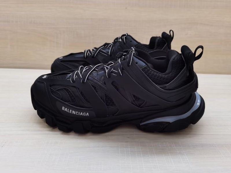 Balenciaga Tracks