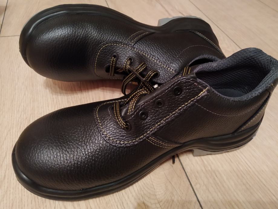 Radne cipele sa zaštitnom kapicom br. 43