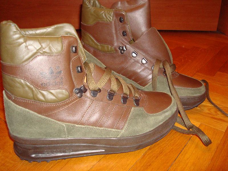 Gojzerice Adidas, 44, NOVO