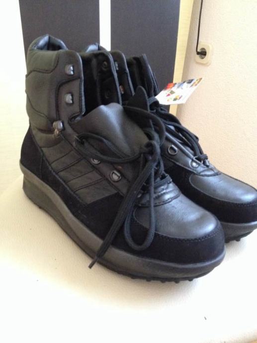 NOVE KOZNE GOJZERICE