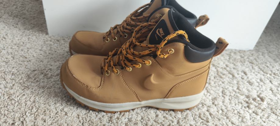 NIKE MUŠKE GLEŽNJAČE!!!KAO NOVE!!!POVOLJNO!!!